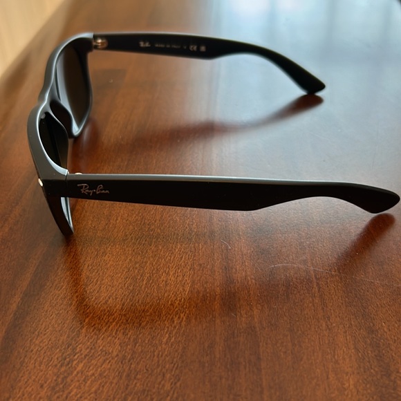 Ray-Ban | Accessories | Rayban Matte Black Wayfarer | Poshmark